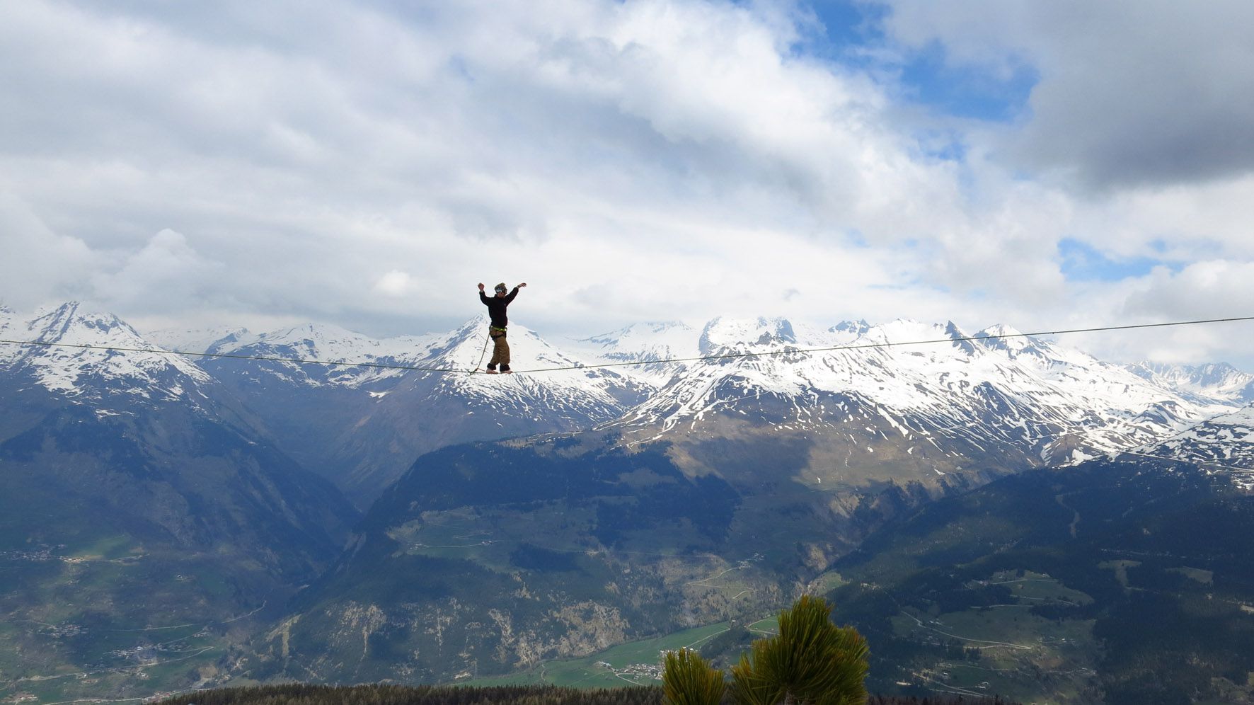 Avril in the sky Avril in the sky| BeSlack